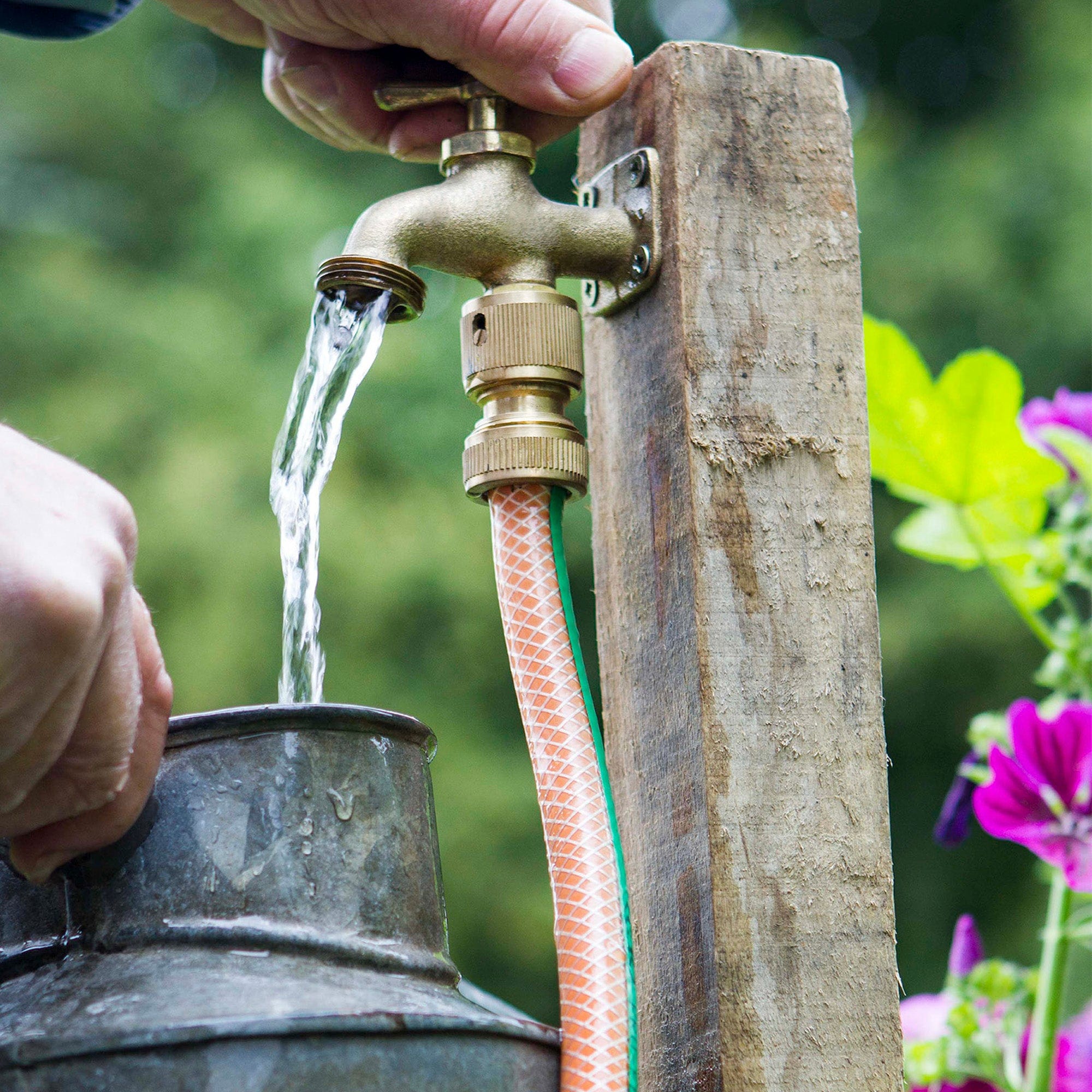 Darlac Take Anywhere Tap | Johnsons